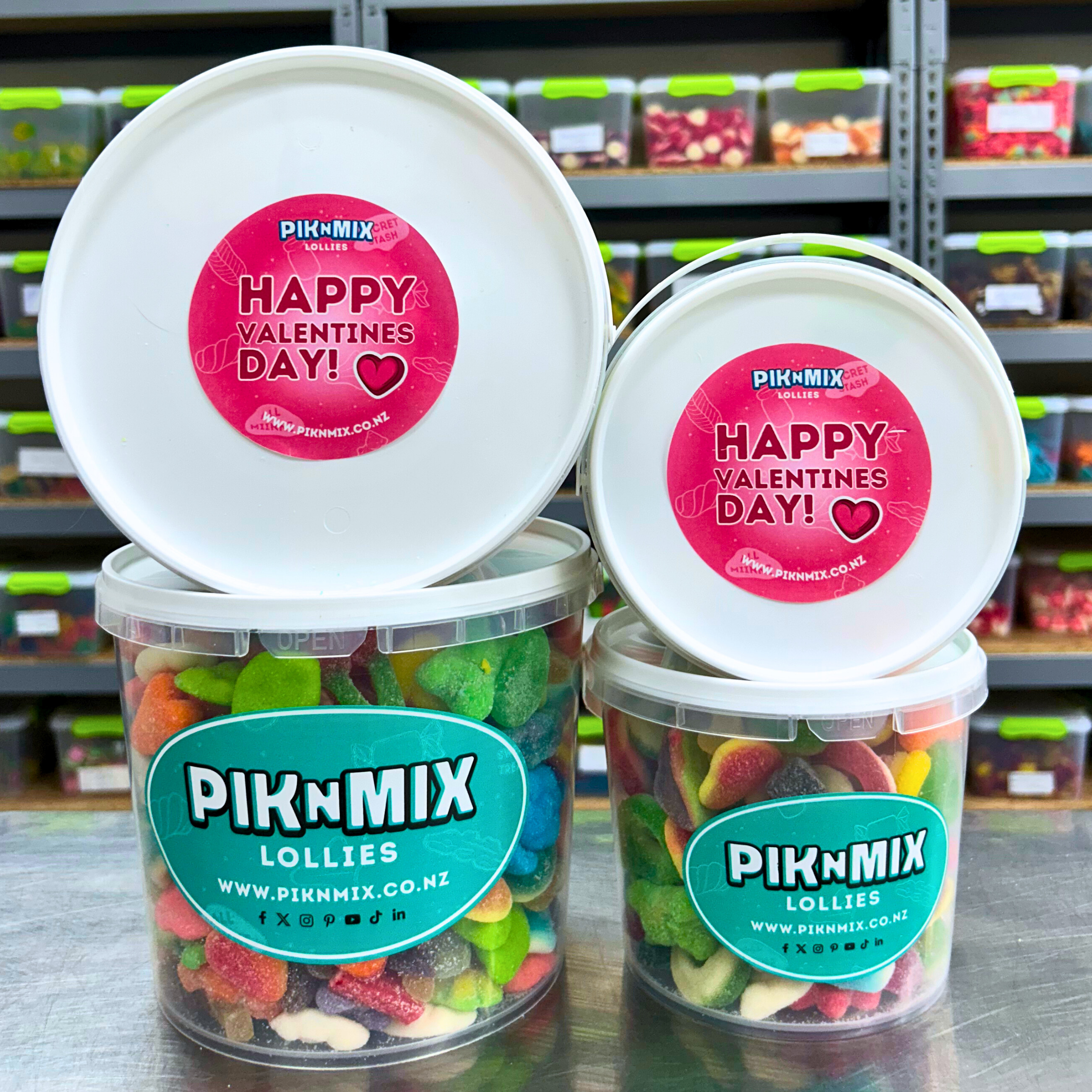 Happy Valentines Day Bucket | Pik n Mix Lollies NZ
