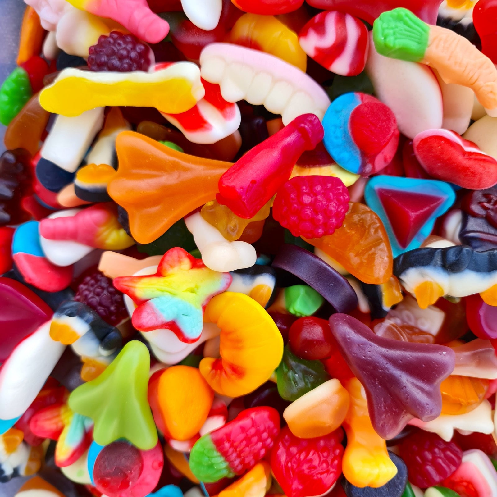 Bucket of Gummy Mix | Pik n Mix Lollies NZ