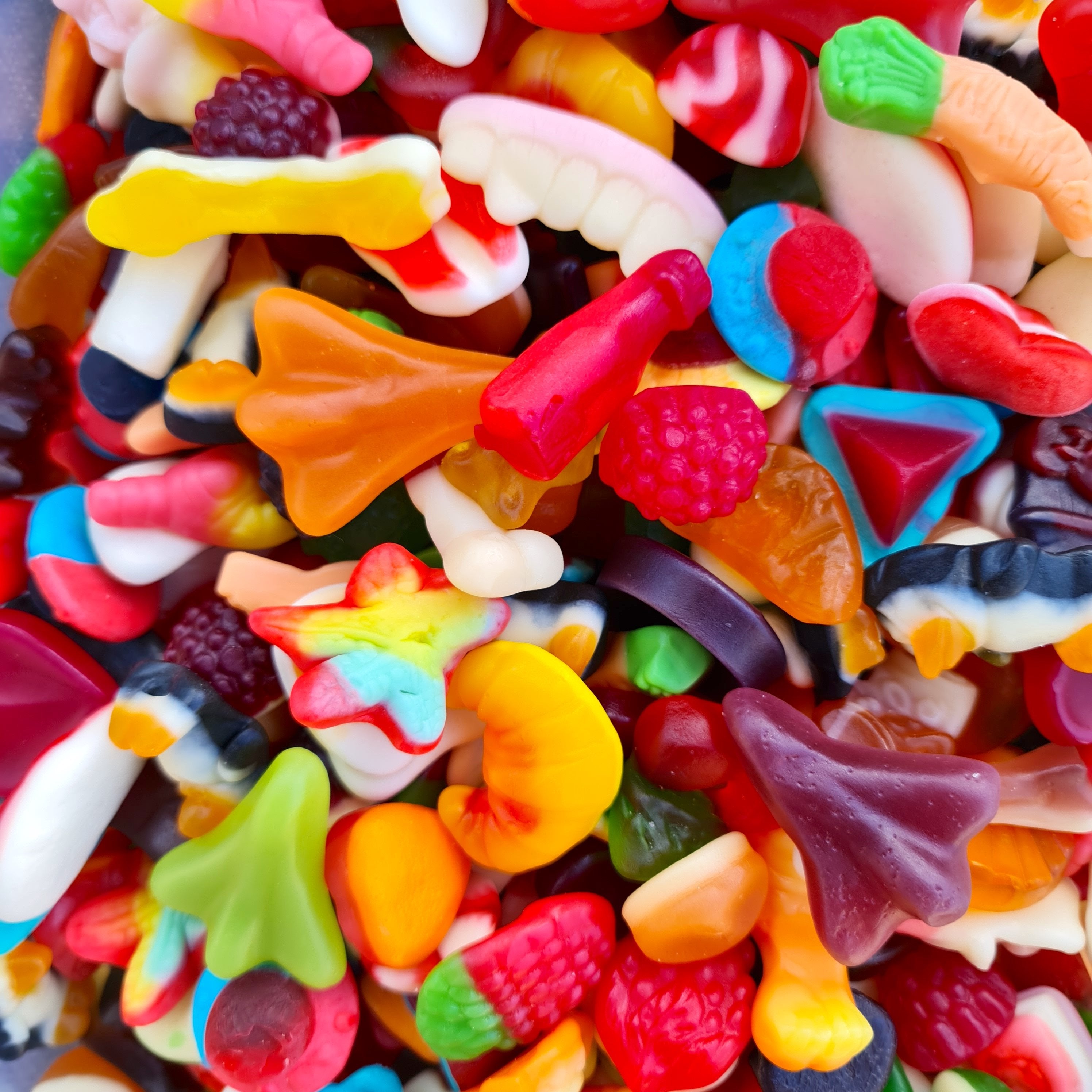 Bucket of Gummy Mix | Pik n Mix Lollies NZ